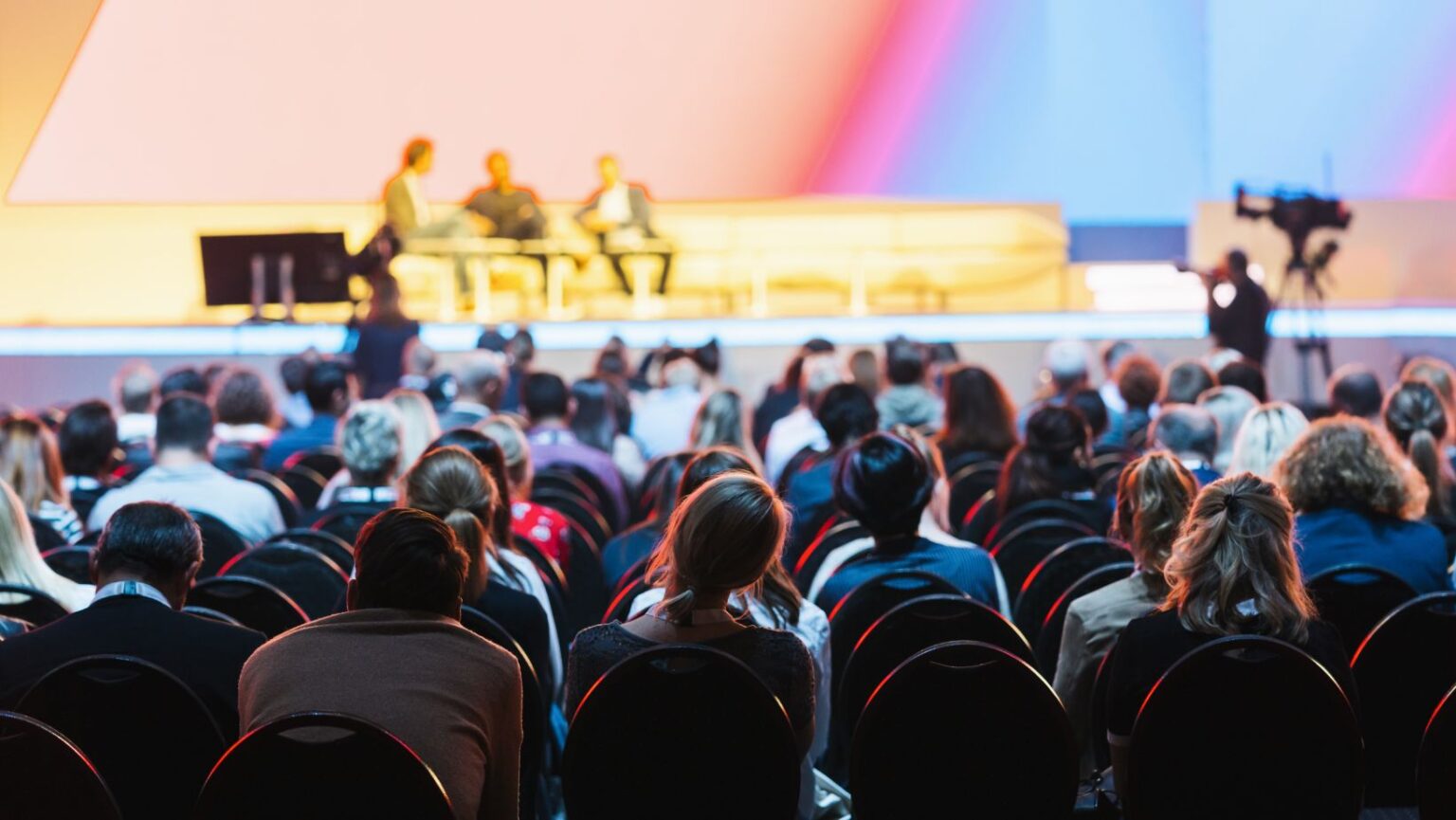 Pentingnya Public Speaking dan Skill yang Harus Dimiliki